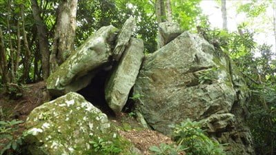 Dark Tourism hike – Killing Rock in Pound VA and Chief Benge’s Rock in ...